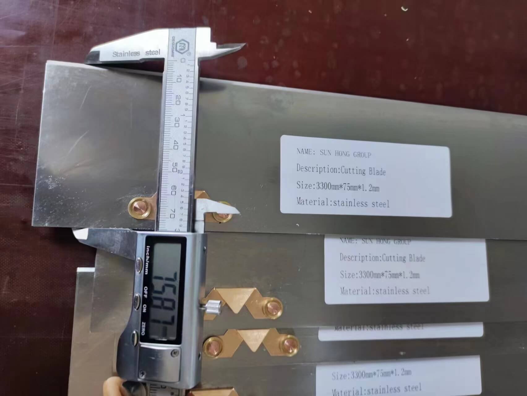 Doctor Blade Installation and Application