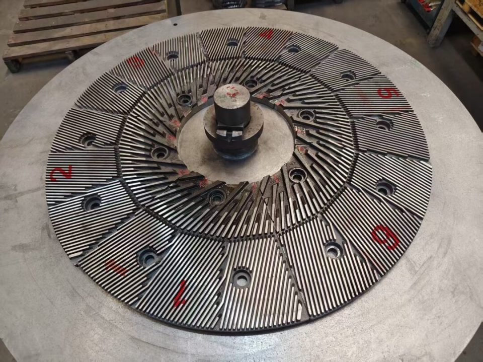 Causes and Treatment of Refiner Disc Wear