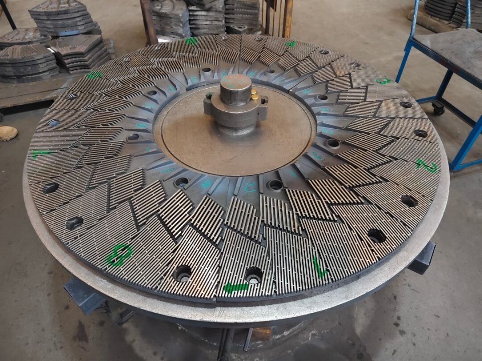 Causes and Treatment of Refiner Disc Wear